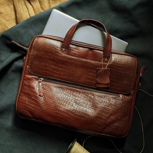 Laptop Bags Archives - Tanwood Leather