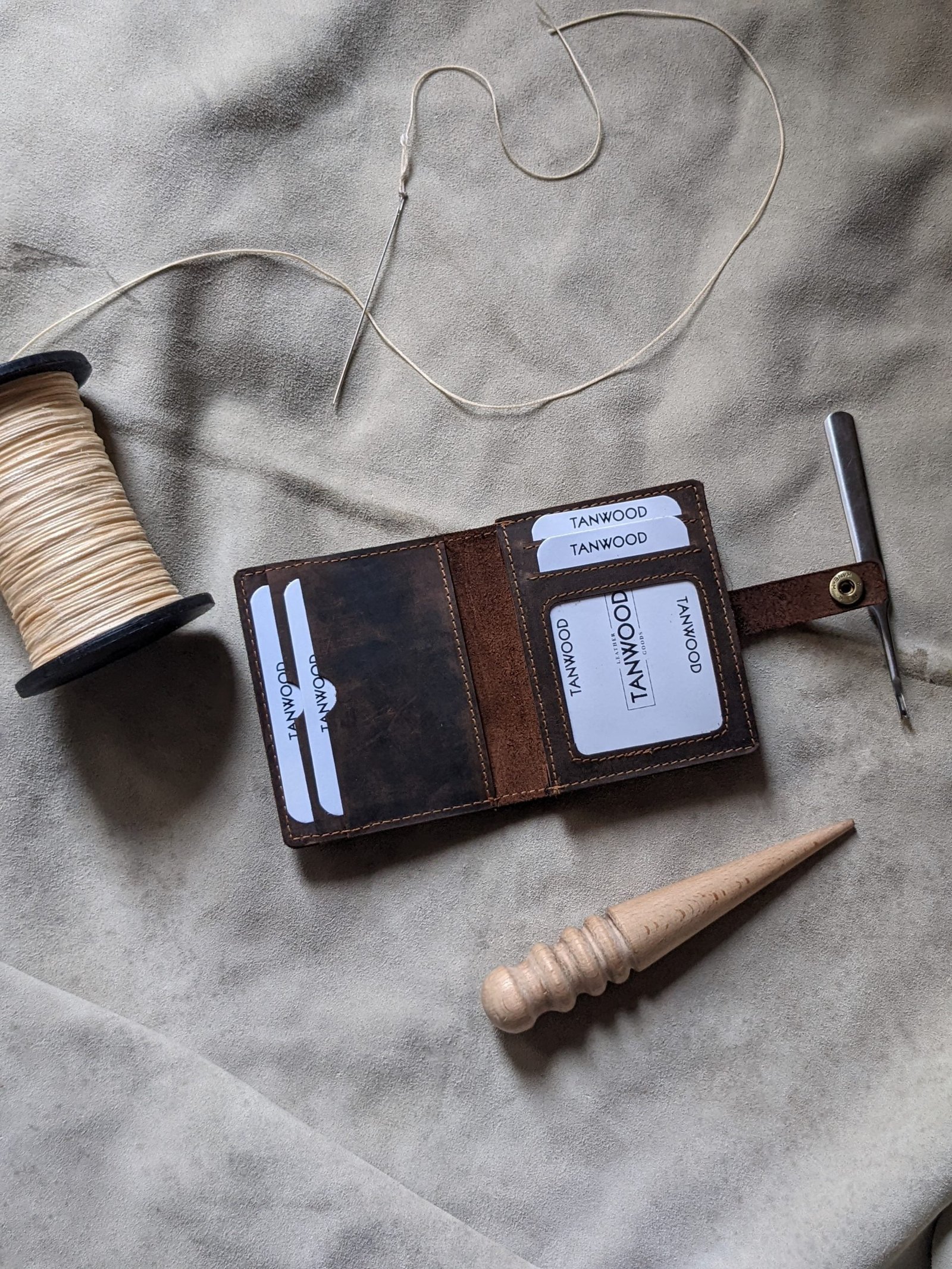 TANWOOD Handcrafted Snap Card Wallet - Tanwood Leather