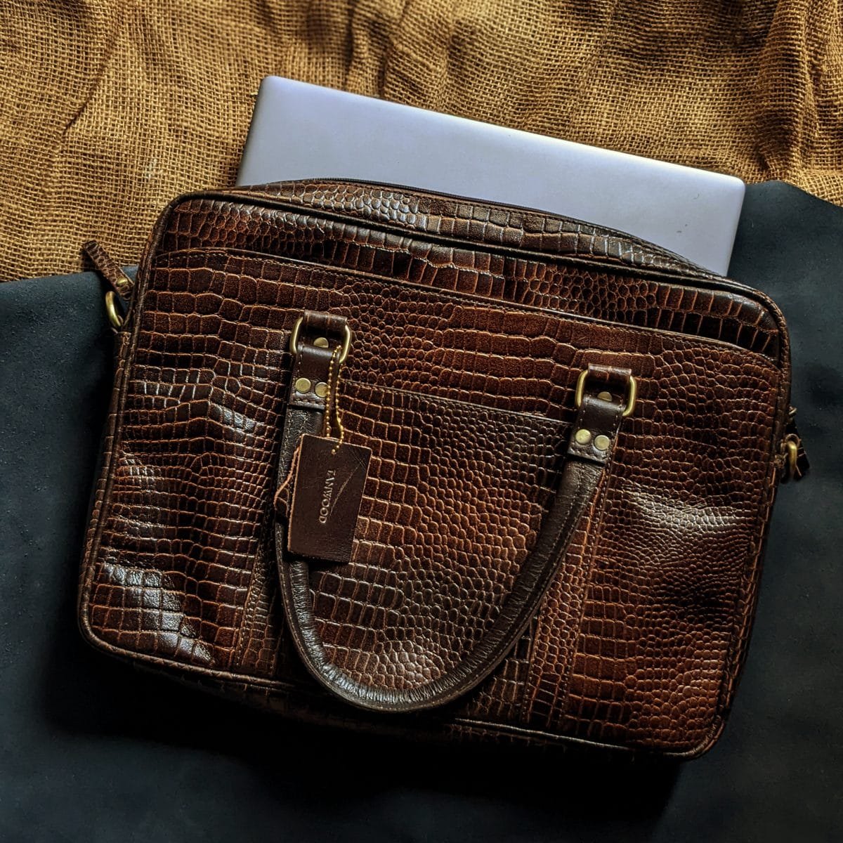 Laptop Bags Archives - Tanwood Leather